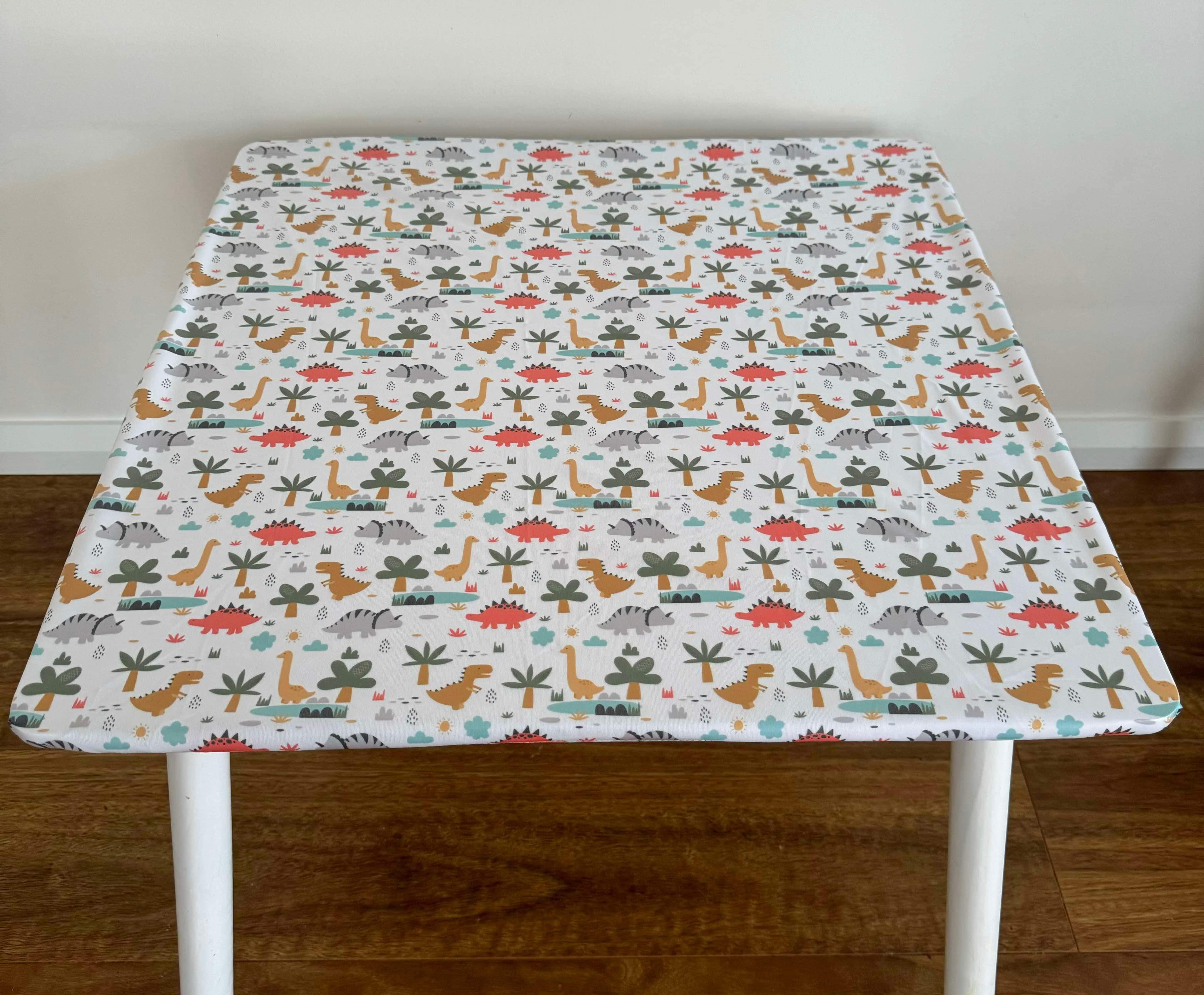 Tiny Dino’s – Charlie & Co. Kids